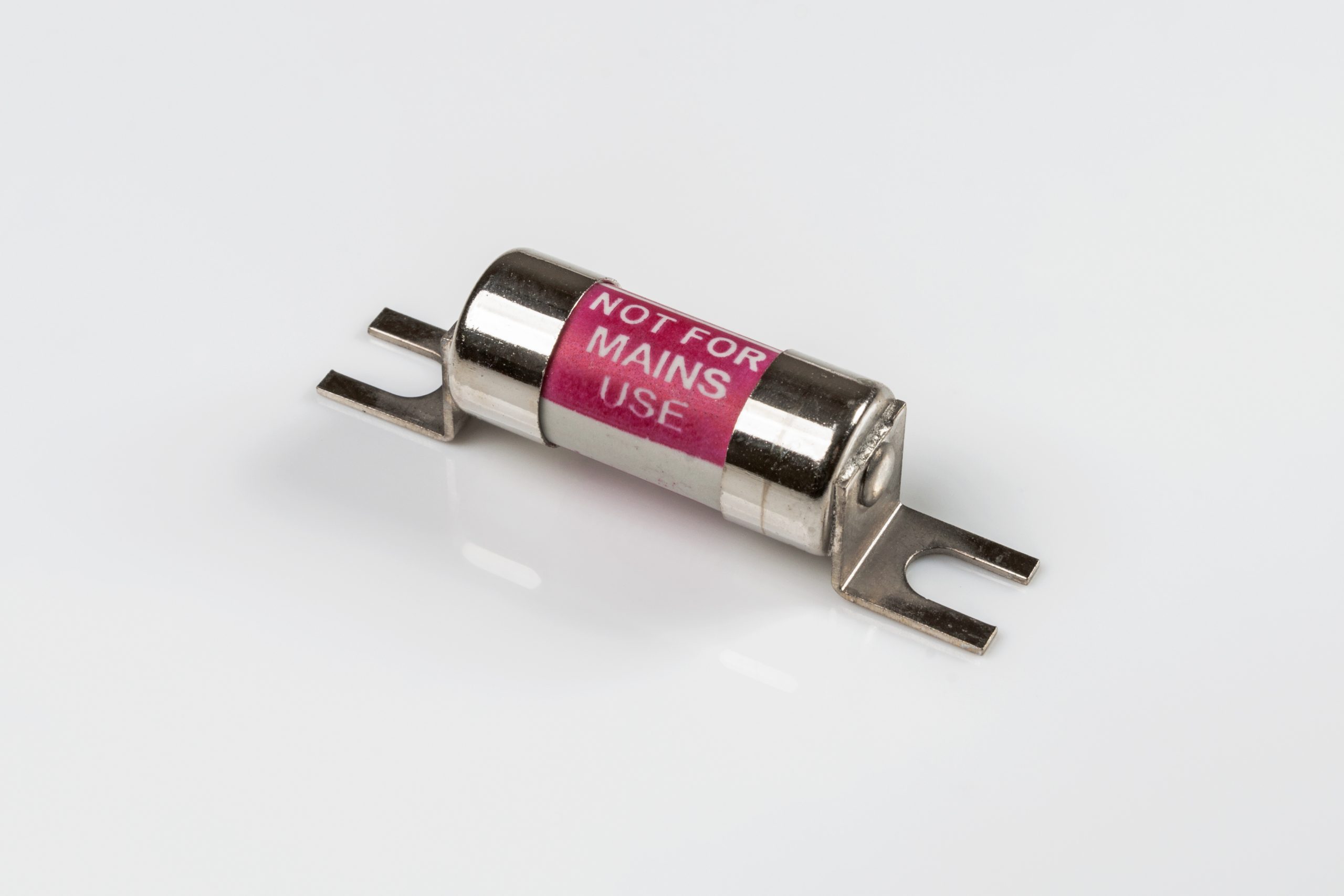 500 Volt d.c. Fuse-links System Installations